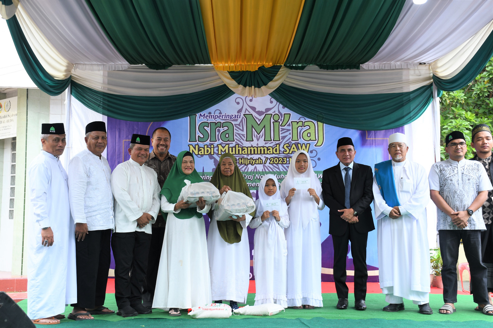 Gubernur Sumut dan Pangdam I Bukit Barisan Meriahkan Peringatan Isra ...