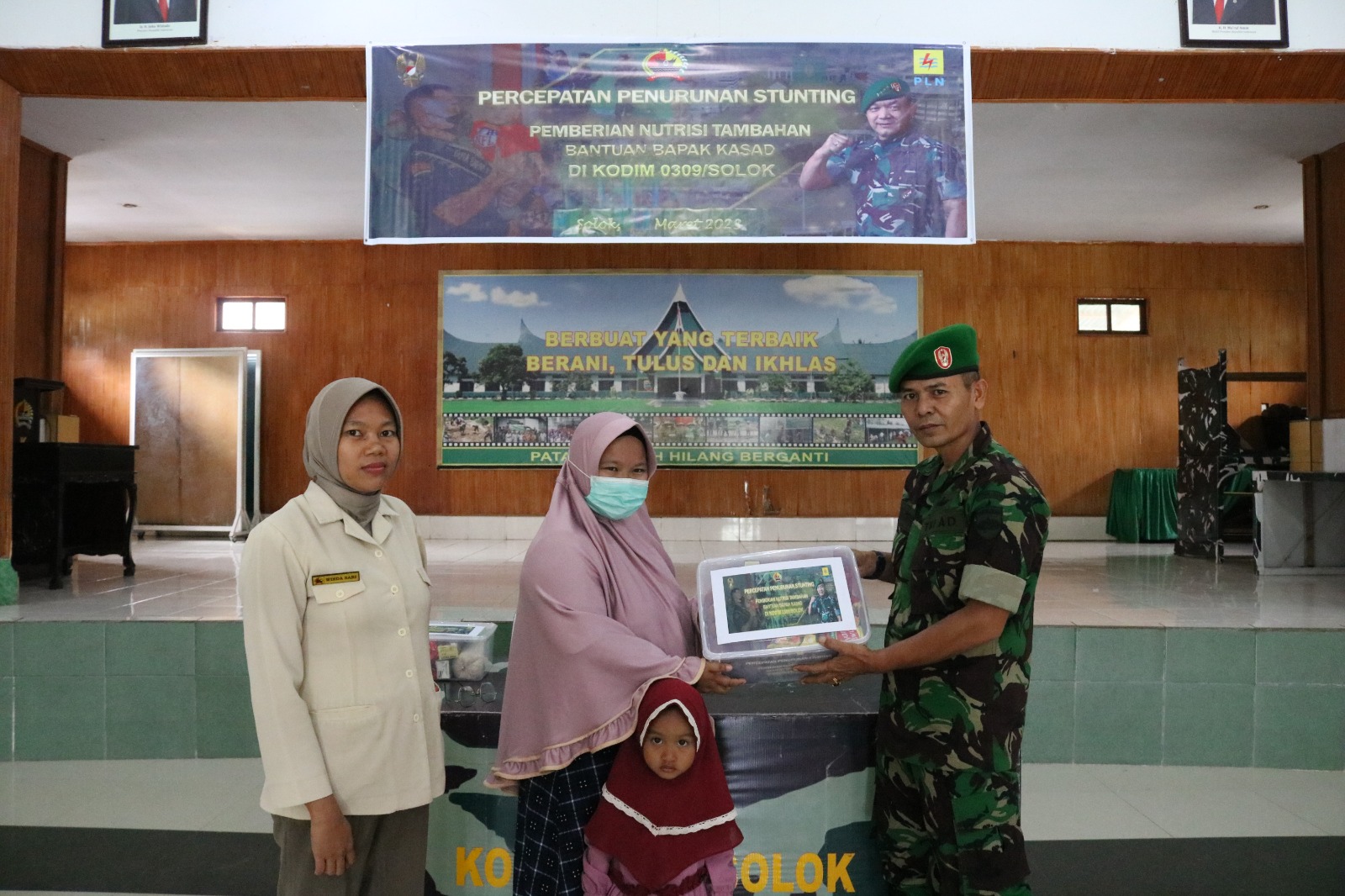 Percepatan Penurunan Stunting, Kodim Solok Salurkan Bantuan dari Kasad ...