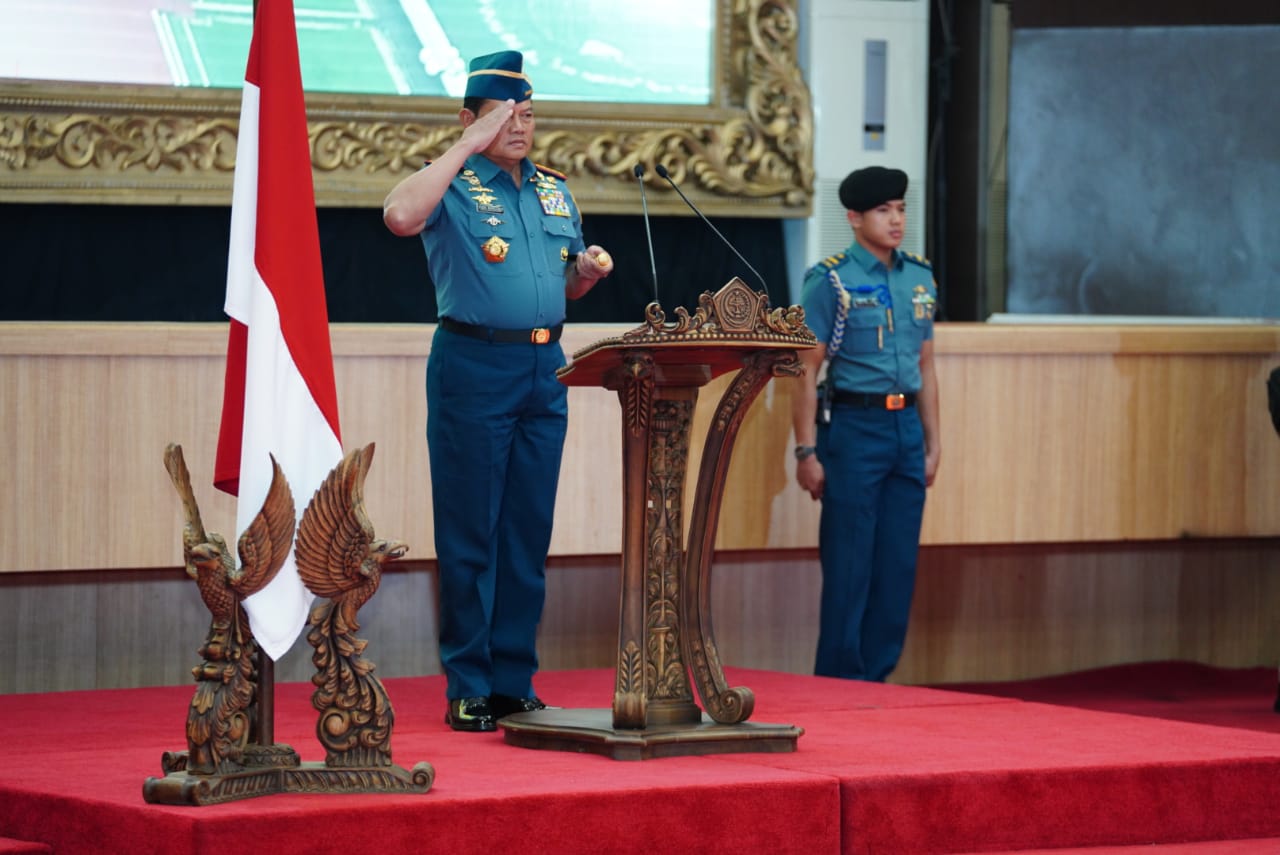 59 Perwira Tinggi TNI Resmi Menyandang Pangkat Baru - Indo Maritim
